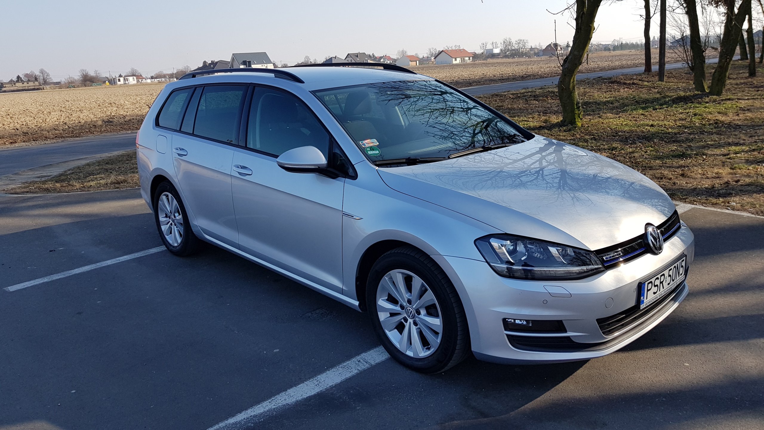 Volkswagen Golf 7 kombi 1.6 TDI 2016 - 7295870957 - oficjalne archiwum ...