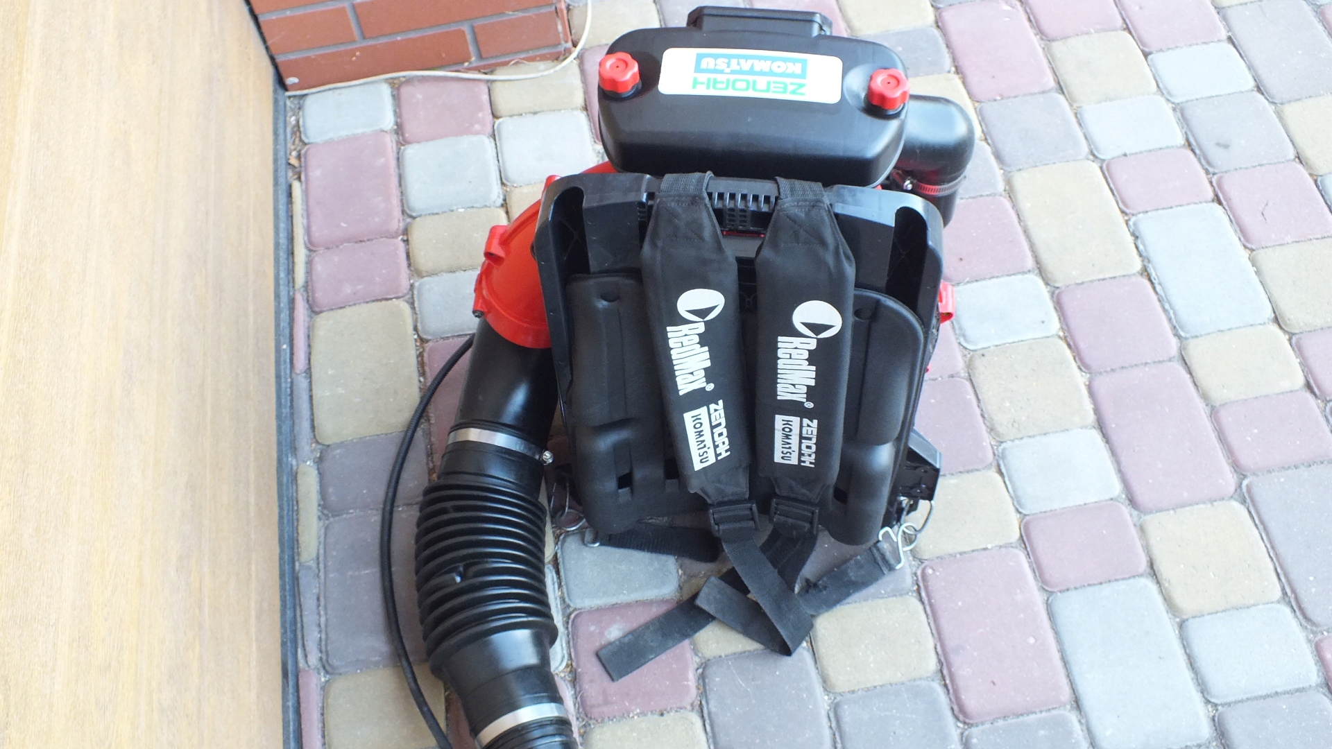 Dmuchawa plecakowa RedMax Komatsu EBZ8000 Japońska - 7510100859 ...