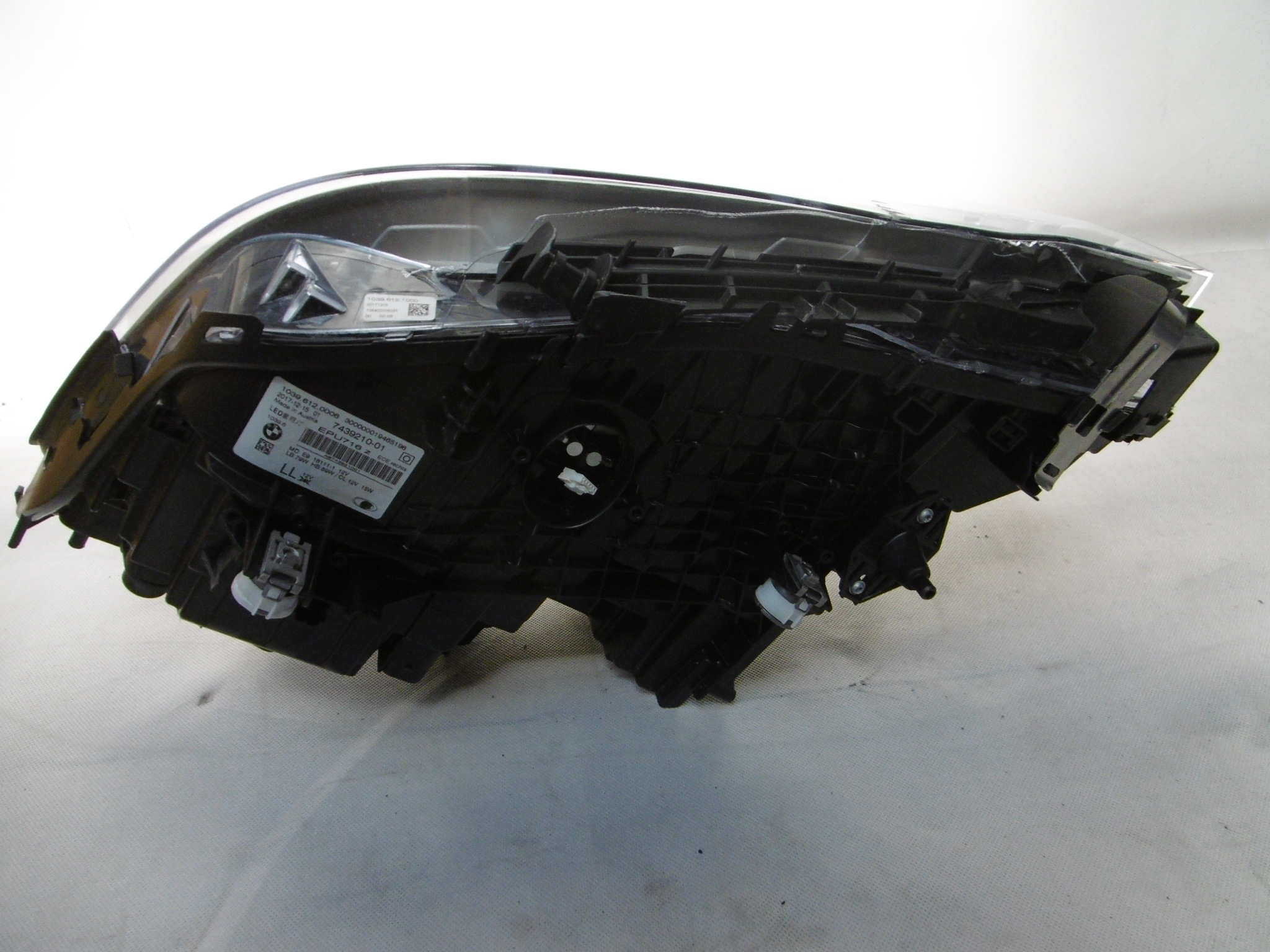 BMW 5 G30 G31 REFLEKTOR LED PRAWY 63117214962 - 7345658189 - oficjalne ...