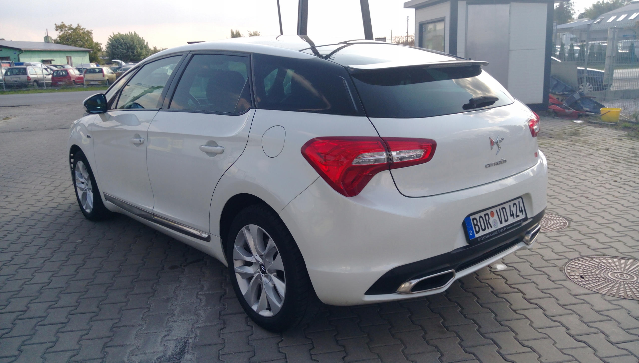 Citroen ds5 hybryda 2.0 hdi 4x4 163KM - 7588300873 - oficjalne archiwum allegro