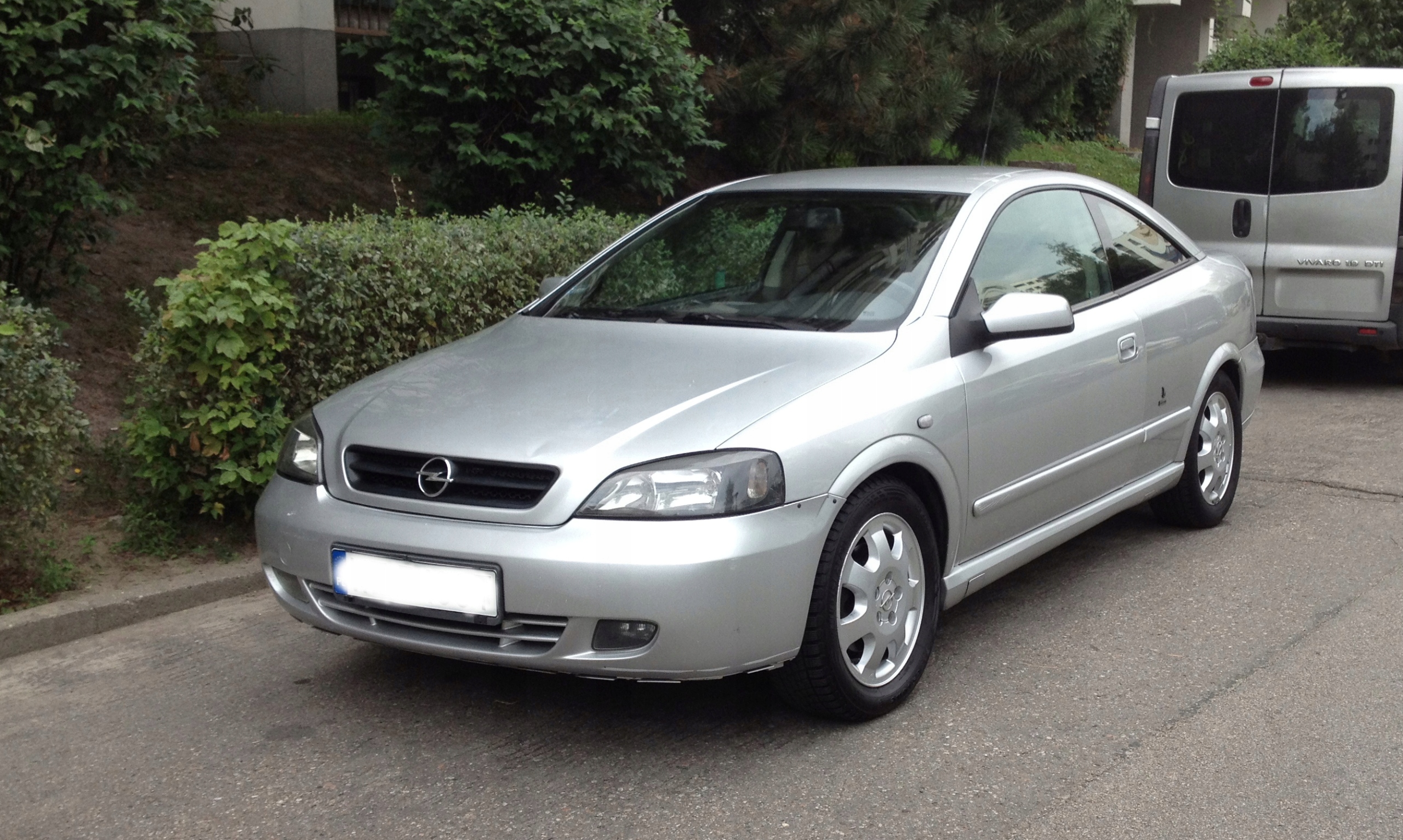 Opel Astra Coupe Bertone 2.2 DTI - 7558836764 - oficjalne archiwum allegro