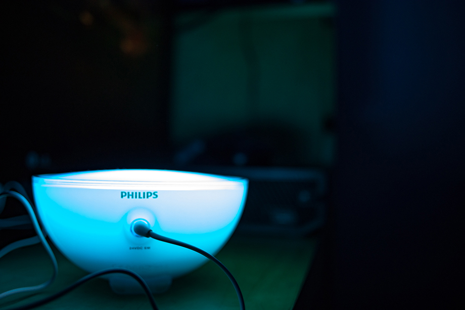 Test oświetlenia Philips Lighting (Signify) - Inteligentna Lampka Nocna ...