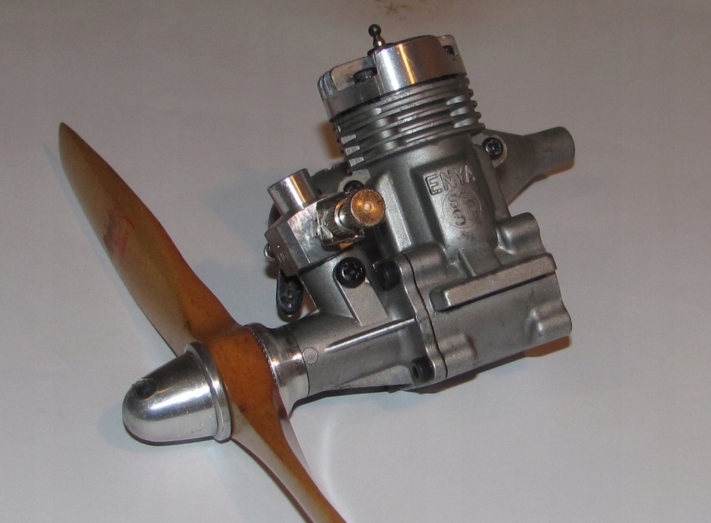 Silnik modelarski spalinowy Enya Super Sport SS 30 - 7767211706 - oficjalne archiwum Allegro