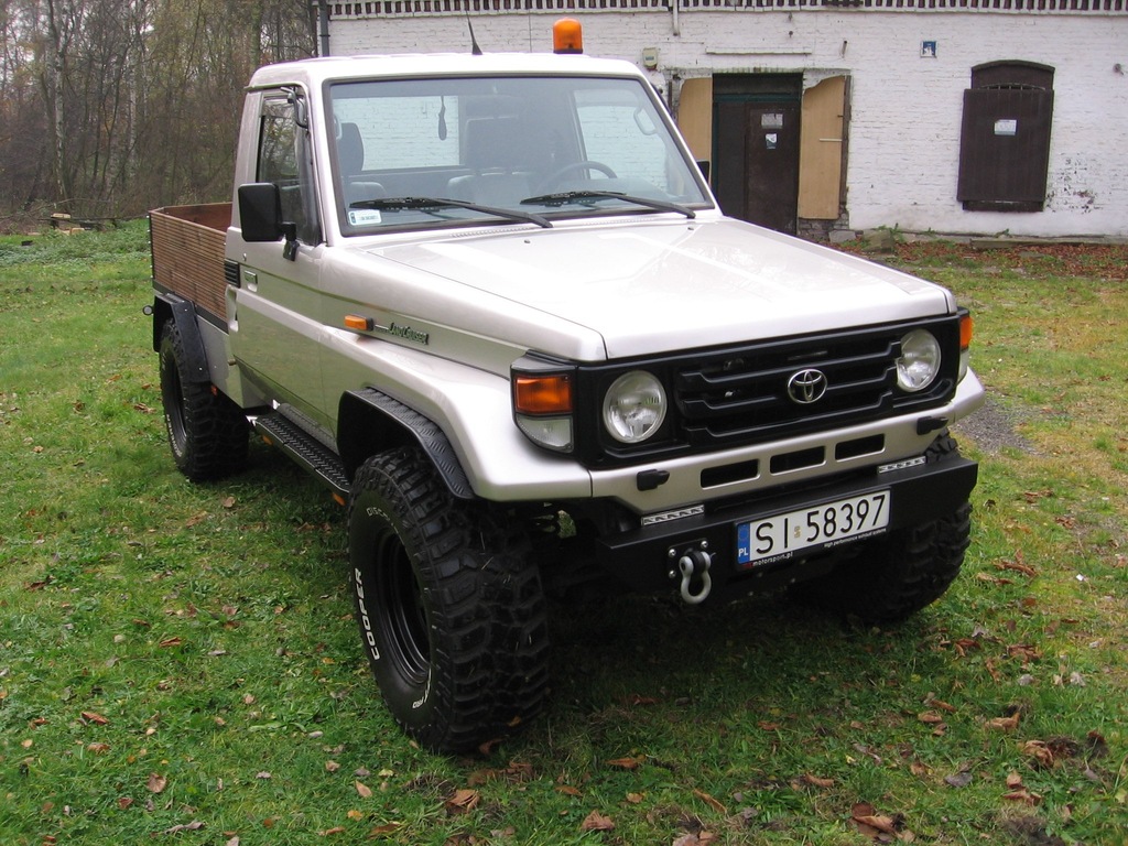 Toyota Land Cruiser HZJ 79 PICKUP 4,2 D 131KM - 7105810794 - oficjalne ... Toyota Land Cruiser HZJ 79 PICKUP 4,2 D 131KM - 7105810794 - oficjalne ...