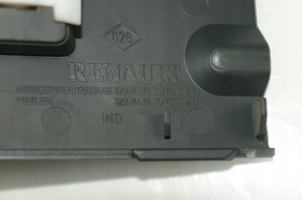 RENAULT SCENIC II OSŁONA kierownicy 8200141045 - 7150646608 - oficjalne ...