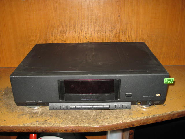 ODTWARZACZ CD PHILIPS CD 951 NR S897 - 7336869830 - oficjalne archiwum ...