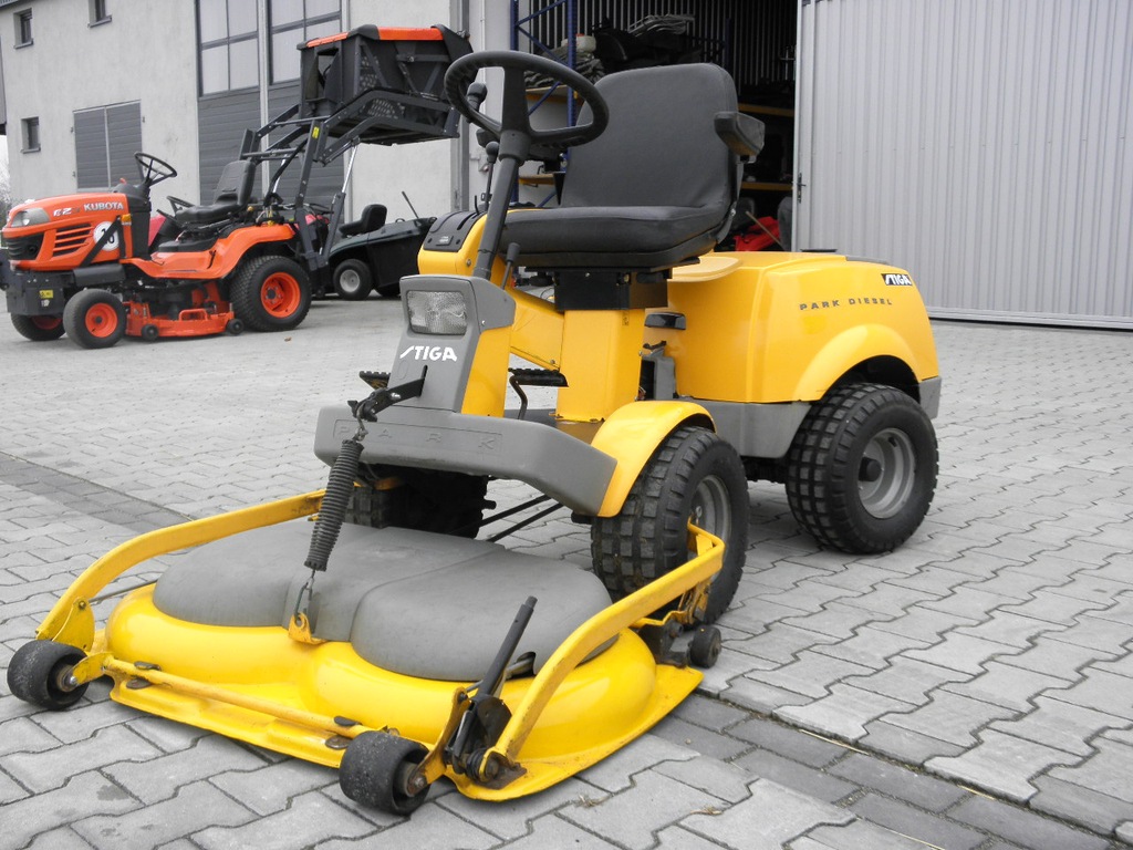 TRAKTOREK KOSIARKA STIGA DIESEL HATZ - BARAS - 7338051700 - oficjalne ...