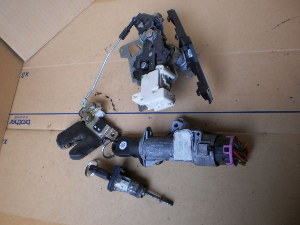 ZAMEK KLAPY WKŁADKA STACYJKA KLUCZYK VW PASSAT B5 - 7162761036 - oficjalne archiwum Allegro