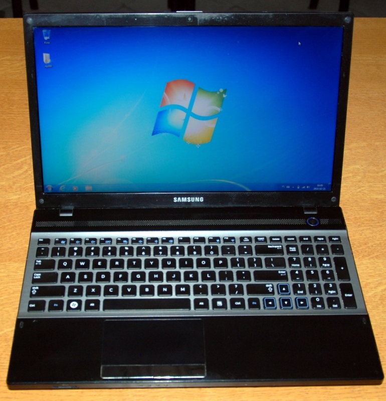 Samsung NP300V5A i5-2410 15.6'' 4GB 500GB GF520 MX - 7532800985 ...