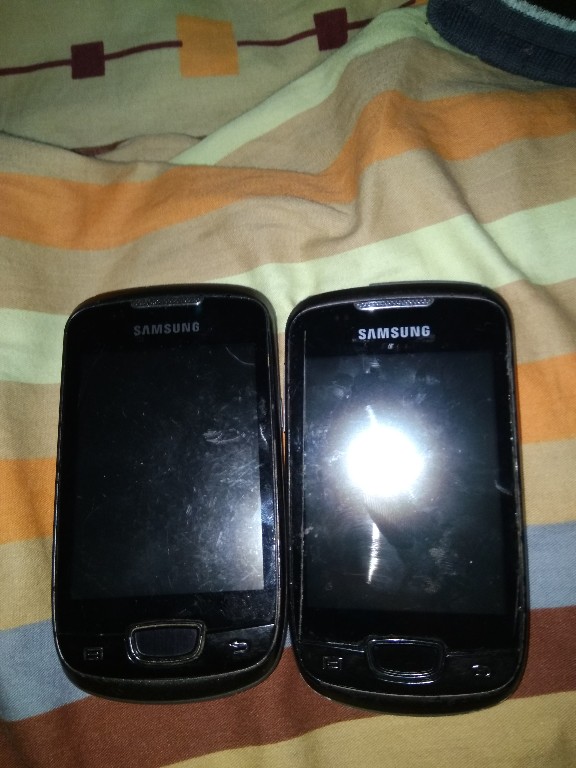 Samsung Galaxy mini gt-s5570 - 7077336496 - oficjalne archiwum Allegro