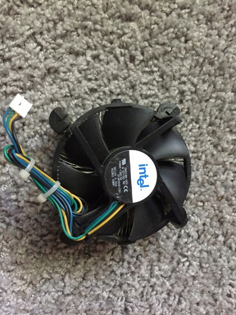 Radiator miedziano aluminiowy z wentylatorem 12V - 7592894092 ...