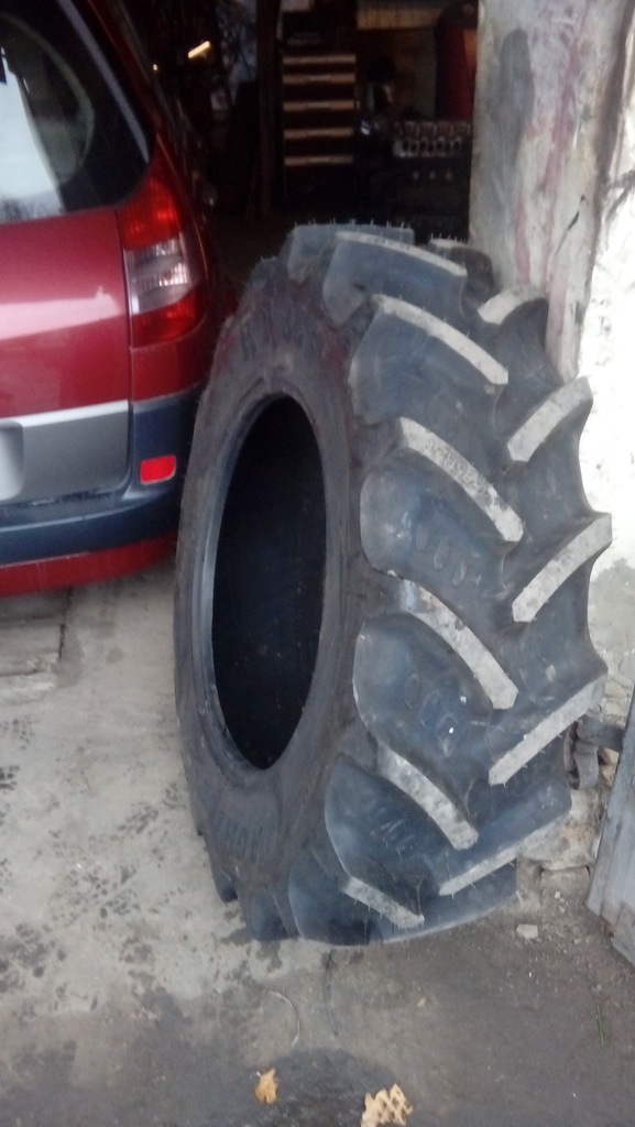 Opona BKT 12.4-24 12,4R24 320/85R24 Radial - 7064620282 - oficjalne ... Opona BKT 12.4-24 12,4R24 320/85R24 Radial - 7064620282 - oficjalne ...