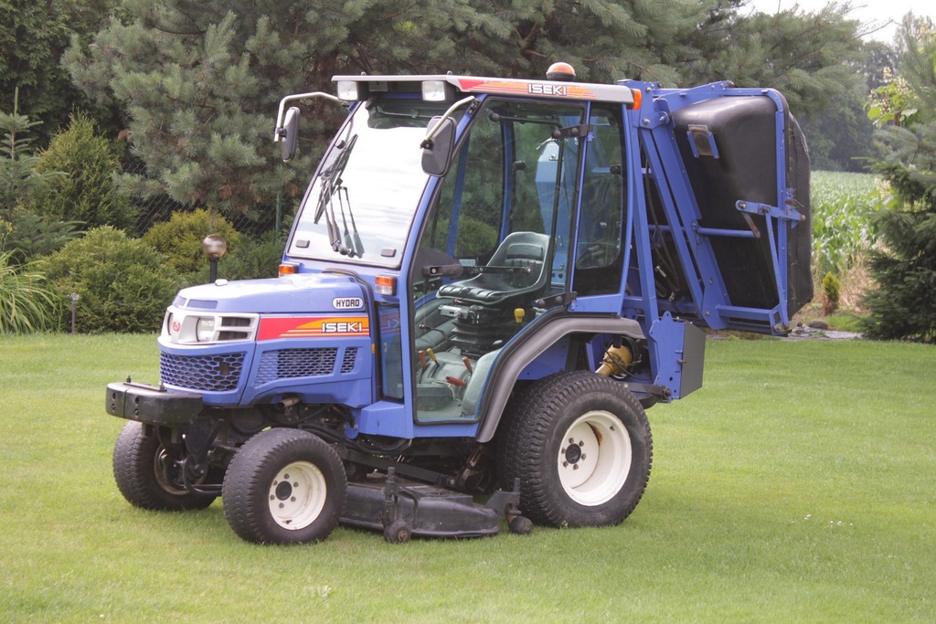 Traktorek komunalny ISEKI TM 3200 4x4 kosiarka - 7129483040 - oficjalne ...