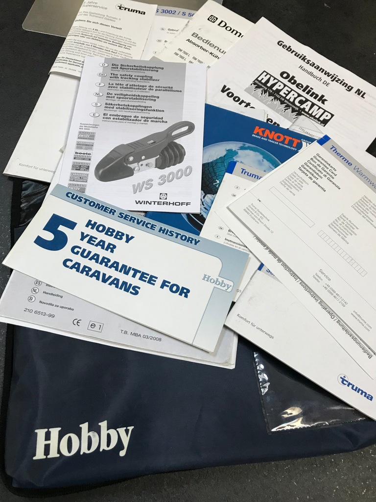 PRZYCZEPA KEMPINGOWA HOBBY 640 VIP Z PRZEDSIONKIEM - 7247560046 ...