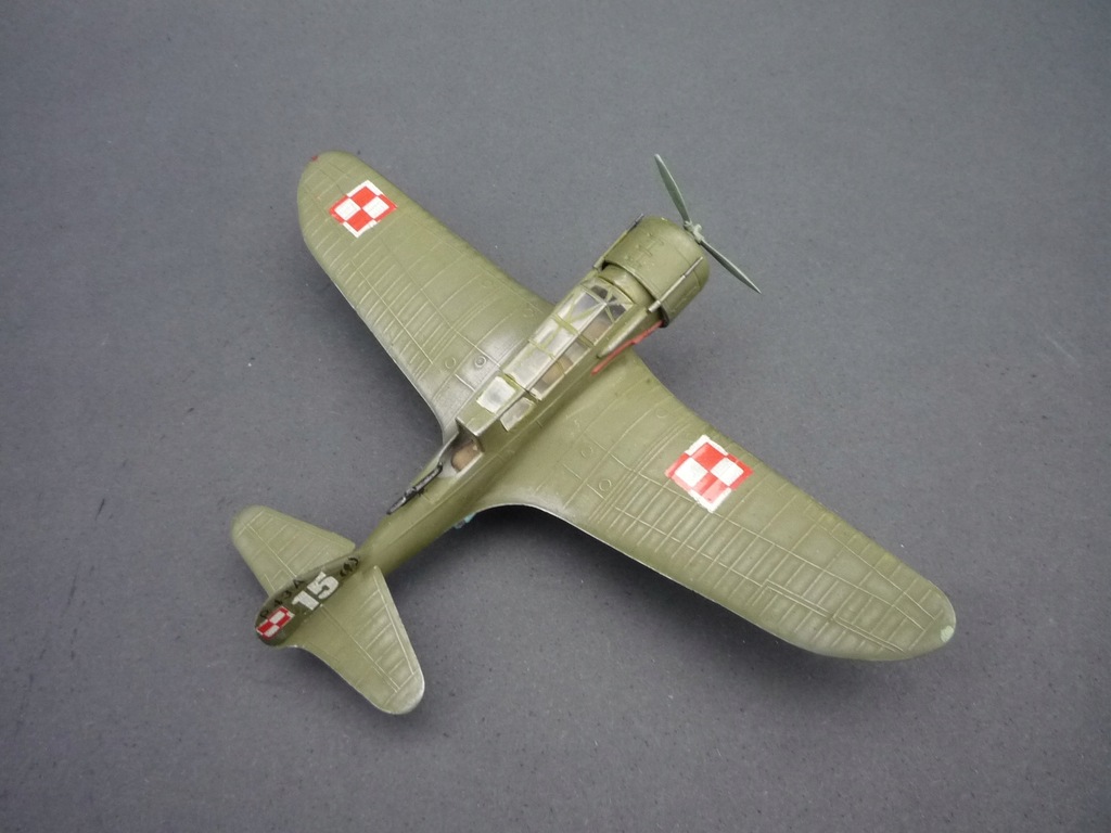 GOTOWY MODEL PZL 43 Karaś - 1;72 - 7530538014 - oficjalne archiwum Allegro